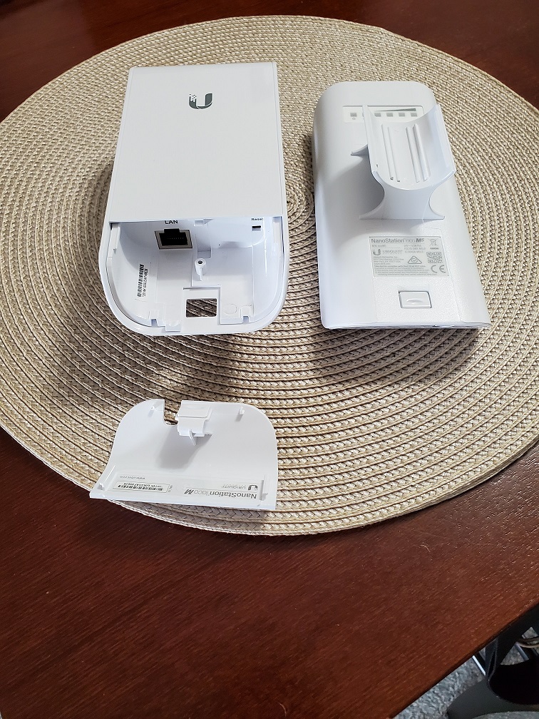 Ubiquiti Nanostation LOCO M5 Outdoor MIMO 11n 5GHz. locoM5 (2 pack ...